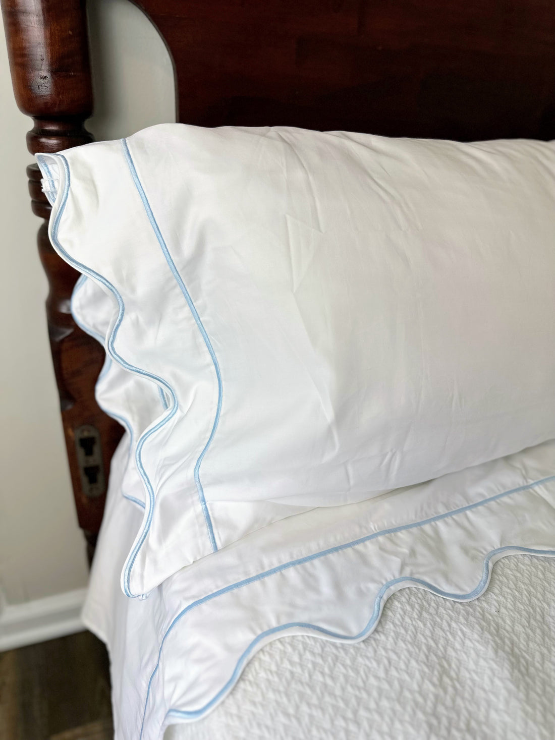 Scalloped Edge 400TC Sheet set